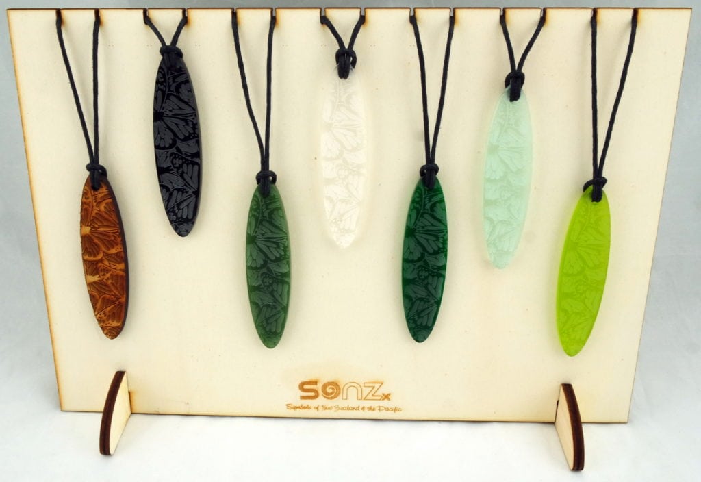 Monarch Pendant Stand – SoNZ